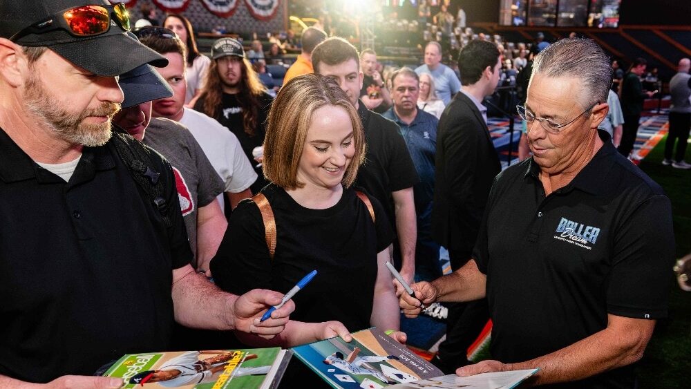Greg Maddux Throws First Pitch Inside Circa Sportsbook On MLB Opening Day