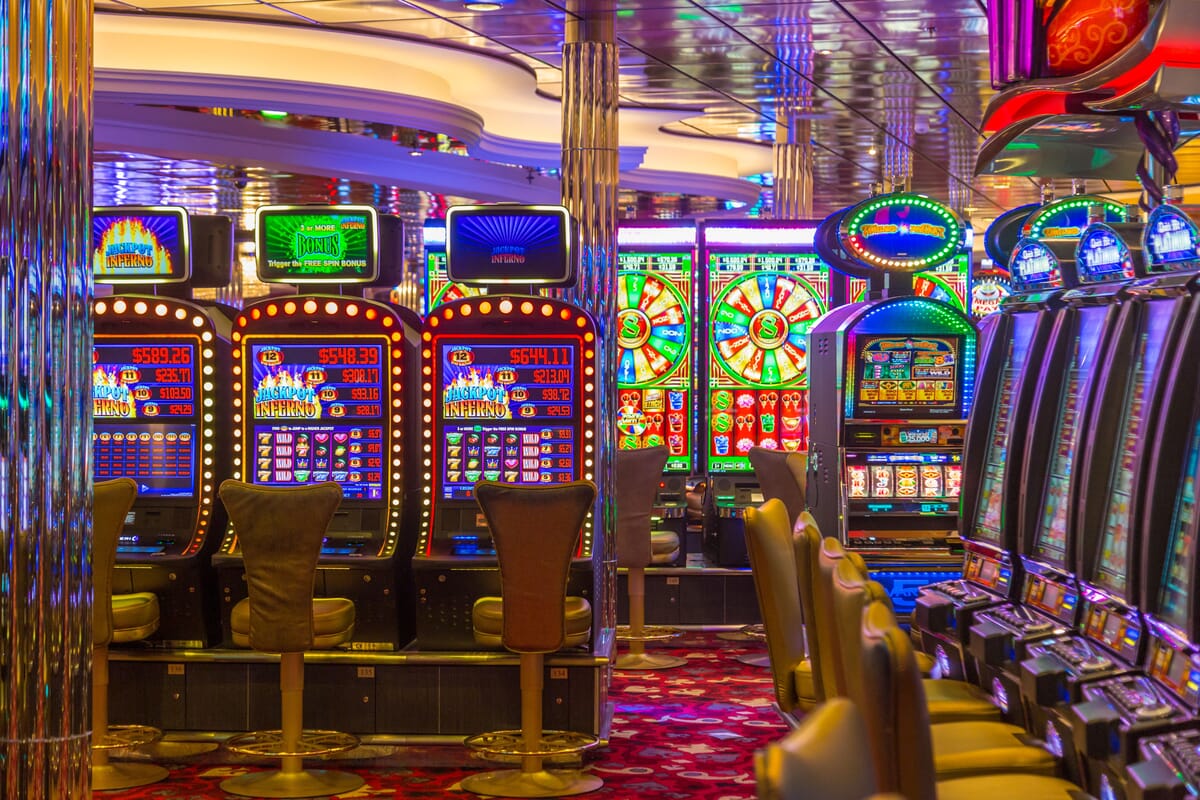 Lucky Player Hits $1.1 MILLION Slot Jackpot at Park MGM In LasVegas