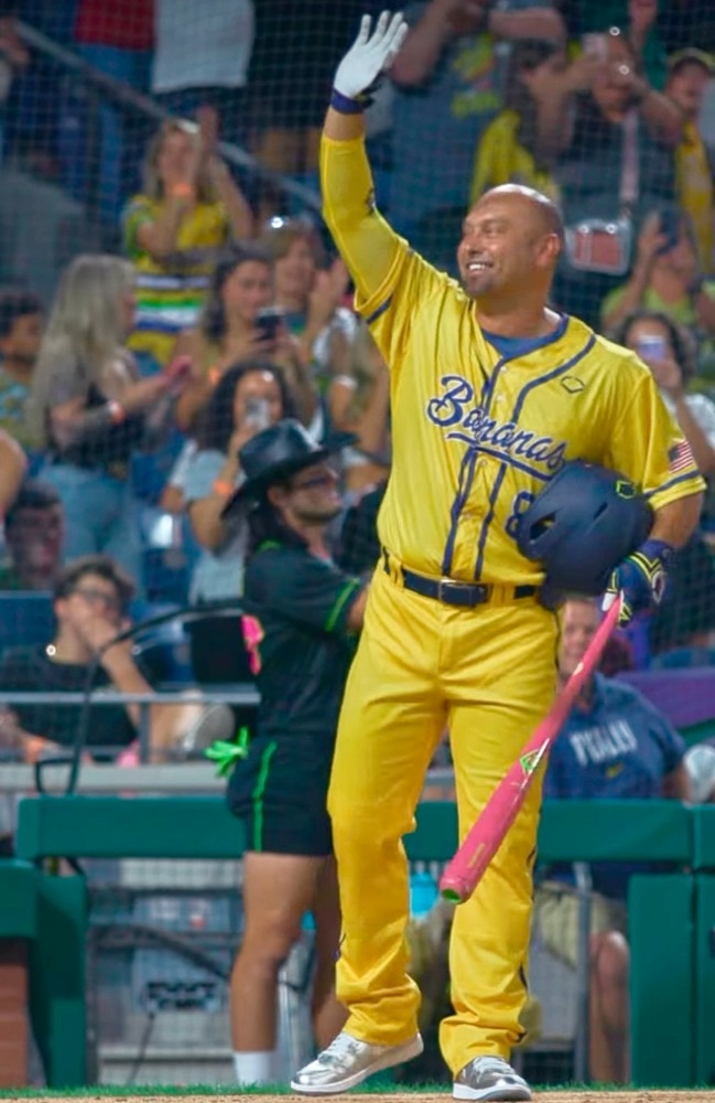 Shane Victorino Bringing “Flying Hawaiian” Energy to Banana Ball